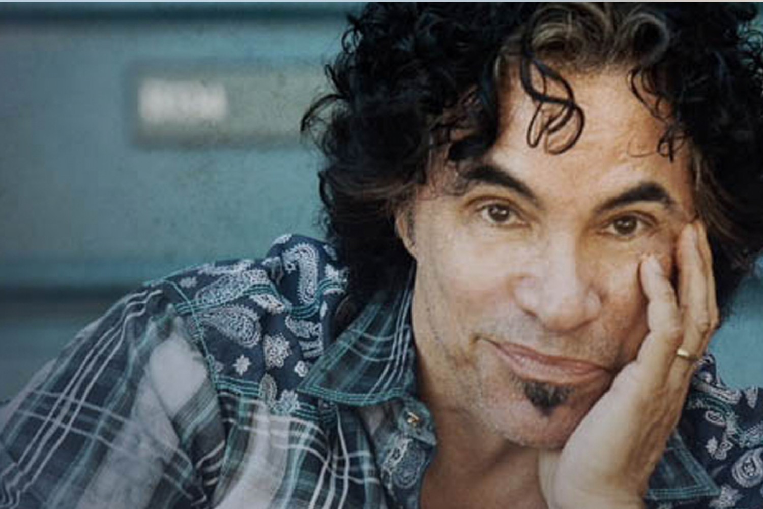 john-oates-with-the-good-road-band-show-the-lyric-theatre